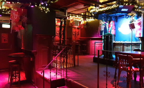 Karaoke Bars In Amsterdam - Find 12 Best Spots Here!